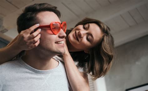 7 Valentines Day Date Ideas For Introvert Extrovert Couples