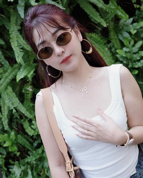 តុបតែងបែបធម្មតាមែន តែ ពេជ្រ សូលីកា បង្ហាញភាពស្រស់ស្អាត គួរឲ្យស្រលាញ់ Khmerload Cambodia