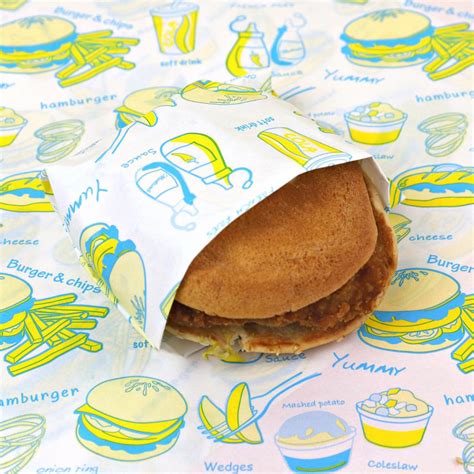 กระดาษห่อแฮมเบเกอร์ลาย Breakfast สีฟ้า 30x30 ซม