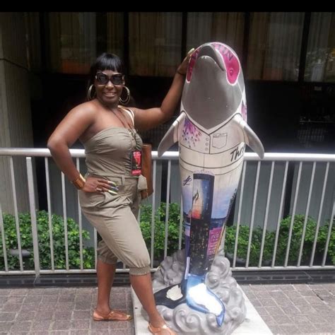 Leslie Graves Youtube