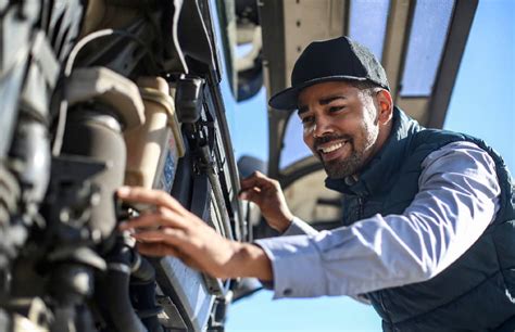 Commercial Truck Repair & Service | Free Pick-Up & Drop-Off