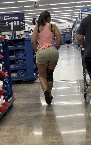 She Gotta Donk Short Shorts And Volleyball Forum