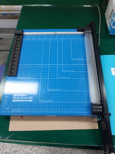 사무용 문서 재단기 사무실 서류 A4종이 절단기 학생서재사무용가구 중고나라