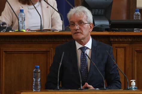 Аталай ДПС е готова да измъкне страната от кризата другите не искат да управляват