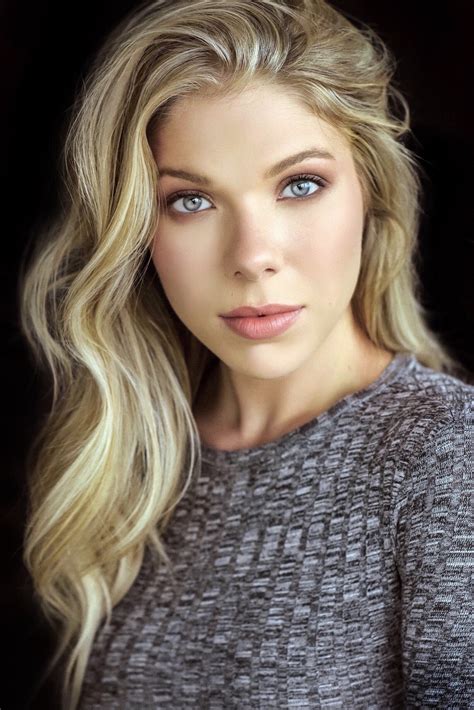 Samantha Brown Biography Height Life Story Super Stars Bio