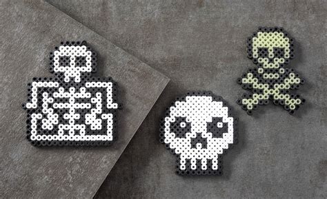 Skull Perler Beads 25 Free Patterns Diy Candy