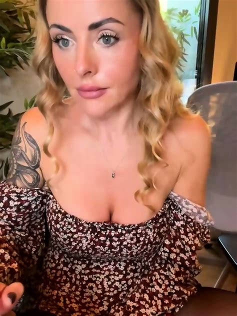 Diosa Emasalis Cabalga Desde El 7 Eporner