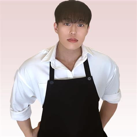 불닭 만두 재료 다진육 양파 대파 다진마늘 불닭 소스 4 반죽 레시피 1 다진육 한번 볶고 2 양파 대파 다진마늘 불닭 소스 4 넣고