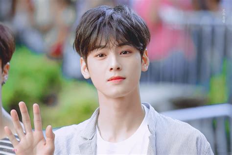 H Nh Nh Trai P H N Qu C Cute Ng Y U N Tim