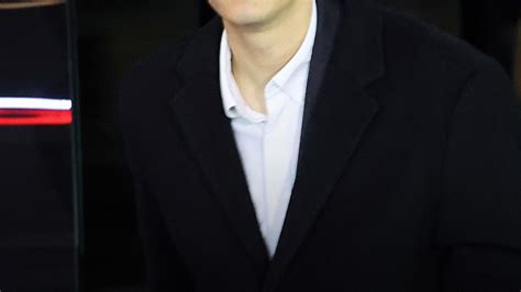 전두환 손자 광주 도착…늦게 와서 사죄드린다 네이버 Tv