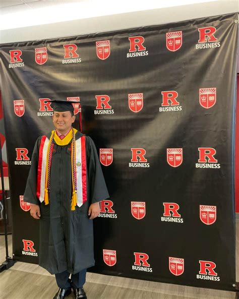 Rutgers Senior Photo Day Newark Campus May 132022 Facebook