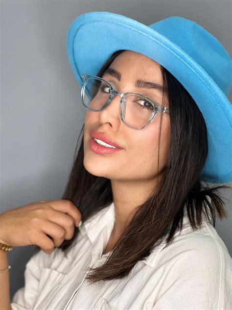 عینک طبی آبی دخترانه V32 بلوکات مربعی فروشگاه اینترنتی عینک باب اسفنجی