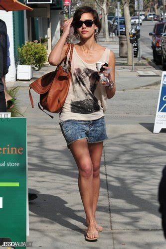 Jessica Alba Fan Club Fansite With Photos Videos And More