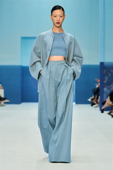 Max Mara Spring 2023 Ready To Wear Collection Artofit