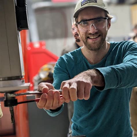 Cnc Router Level 1 Class Learn Cnc Operation And Vcarve Design — Create Makerspace