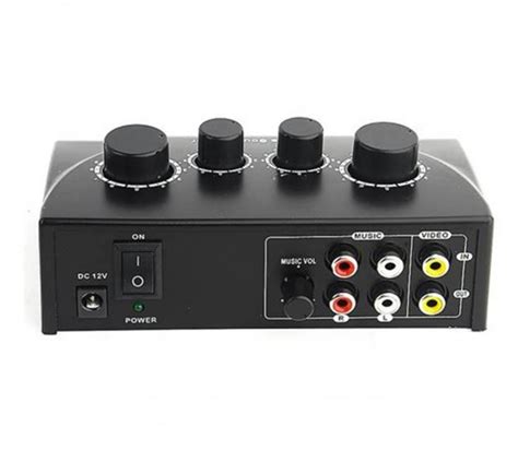 Миксер пулт караоке с 2 микрофона и ехо ефекти