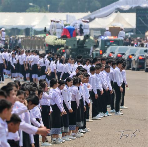 Teng ຮ່ວມສົ່ງ ພະນະທ່ານ ພົນເອກ ຄໍາໄຕ ສີພັນດອນ ເປັນຄັ້ງສຸດທ້າຍ ຂໍໃຫ້ທ່ານໄປສູ່ສຸຂະຕິ 7 ເມສາ