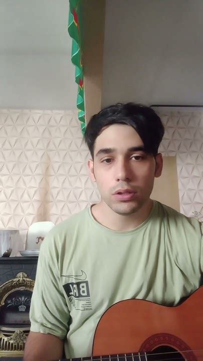 گیتار زدن یک پسر اوتیسم👍👍👍😎😎😎 Youtube