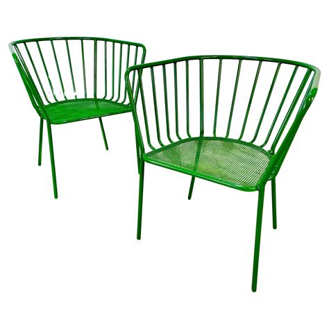 Vintage Italian Green Metal Chairs Set Of 2 1970s For Sale At 1stdibs