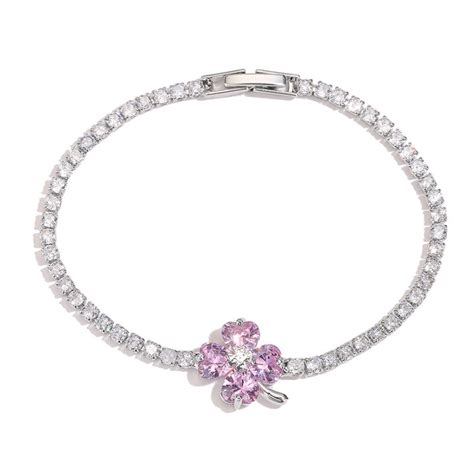 Bracelet Trefle Femme N°1 Du Bracelet Trèfle