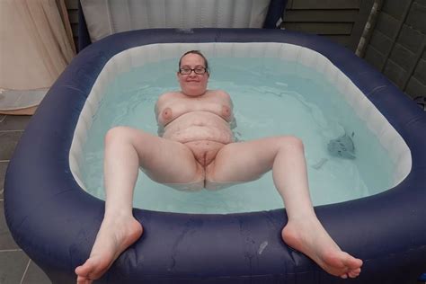 Big Tits British Redhead Wife Haley Naked In The Hot Tub Pics XHamster