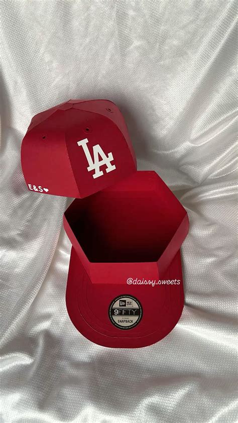 Dodgers Hat Box Homemade Anniversary Ts Diy Valentines Ts