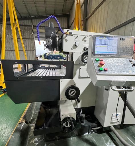 Axis Vertical CNC Milling Machine XKH A Small Mold Processing CNC