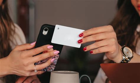 Що таке NFC та як користуватись NFC в телефоні iOS й Android