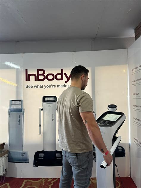 Өөрийн биеийн бүтцийн шинжилгээг хийлгэж хувийн дасгалжуулагчаас зөвлөгөө авч илүү эрүүл