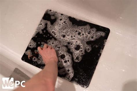 How To Clean A Mouse Pad Properly In WePC