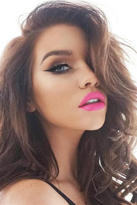 Long Hair Haircuts You Shouldn T Miss Long Hair Styles Hair Styles Popular Hair Color