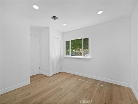 7848 Chastain Avenue Reseda Ca 91335 For Sale