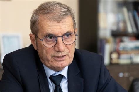 Първият е ясен Здравният министър Христо Хинков е аут след ротацията