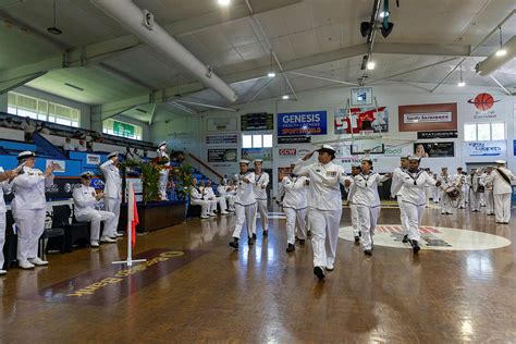 Indigenous Program Graduates Ready For The World Contact Magazine