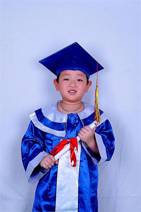 Con trai tuổi Con trai