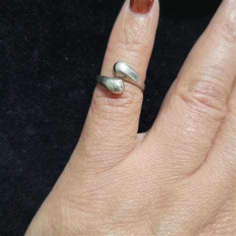 Vintage Overlap Design Gem