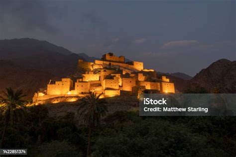 사우디 아라비아의 알 바하 유산 마을의 전경보기 0명에 대한 스톡 사진 및 기타 이미지 Istock