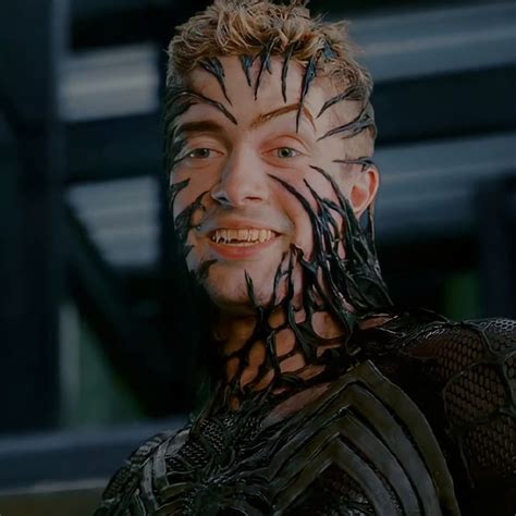 𝐄𝐝𝐝𝐢𝐞 𝐁𝐫𝐨𝐜𝐤𝐕𝐞𝐧𝐨𝐦 𝐂𝐡𝐫𝐢𝐬𝐨𝐩𝐡𝐞𝐫 𝐆𝐫𝐚𝐜𝐞 𝐈𝐜𝐨𝐧 Agent Venom Green Eyes