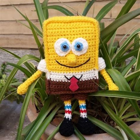 خرید و قیمت عروسک بافتنی باب اسفنجی قلاب بافی مناسب برای سیسمونی و