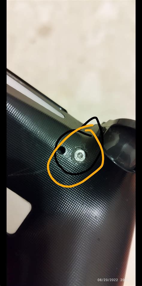 Repair Support Ps4 Controller How To Remove This Screw It Is Stuck I Tried A Circular Screw And