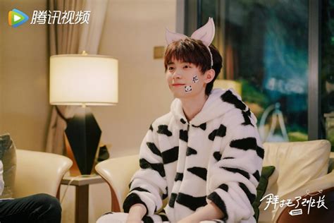 Please Classmate Photos 2539673 Mydramalist