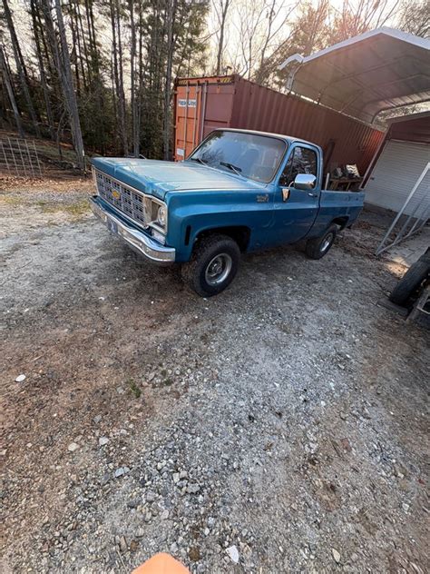 Sammys 1976 Chevy K10 Gets Loud With Flatlaw 3 Liter Train Horn Kit Hornblasters