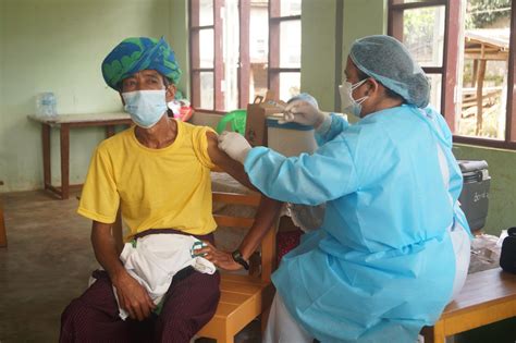 နောင်တရားမြို့၌ ကိုဗစ် ၁၉ ရောဂါ ကာကွယ်ဆေးမထိုးနှံရသေးသည့် ပြည်သူ ၅၁၅ ဦးအား ကာကွယ်ဆေးထိုးနှံပေး