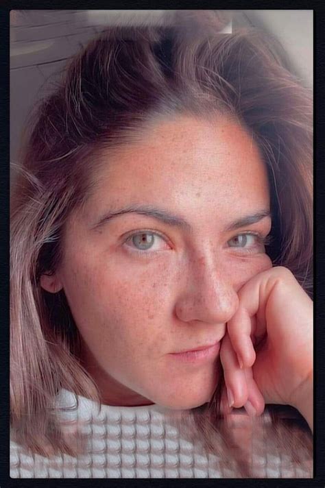 Pin By Лена Д On Isabelle Fuhrman Pretty Woman Types Of People Actresses