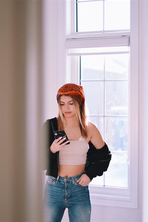 How To Not Be A Dry Texter 16 EASY WAYS TheFab20s