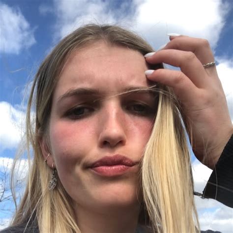 Amy Amywhitaker • Threads Say More