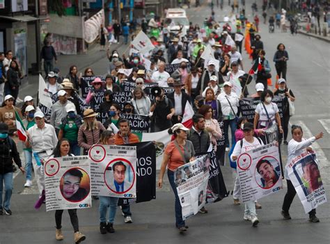 Familiares De Desaparecidos Exigieron Al Presidente De México Cifras