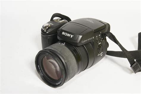 Sony DSC-R1 Cyber-Shot Digitalkamera