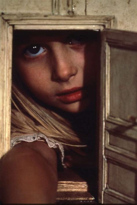 Жуткая экранизация Алисы в Стране Чудес 🇷🇺[КРИПИПАСТА]🇷🇺 Amino