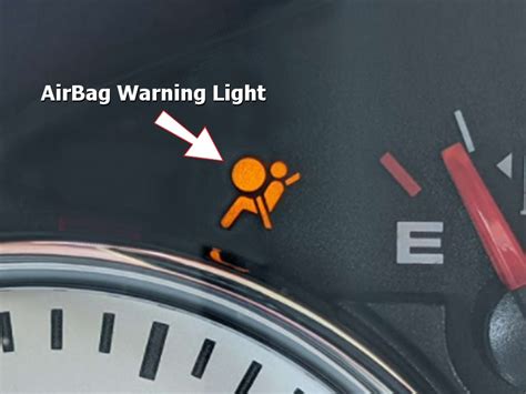 Guide To Understanding Your Car S Airbag Warning Light 2carpros Free